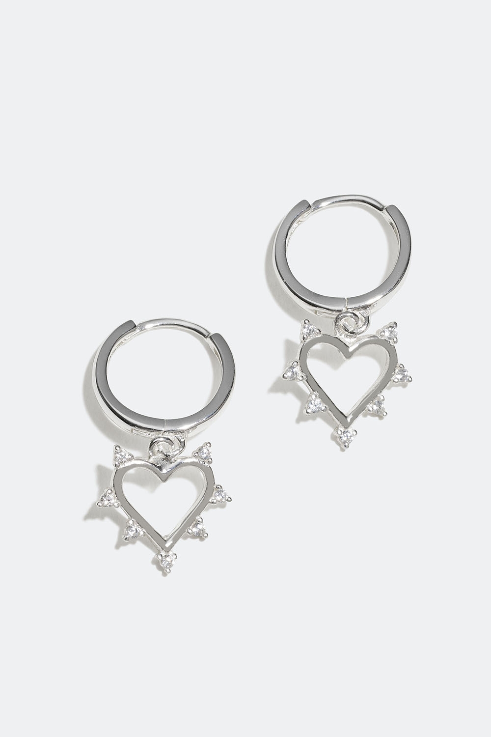 Køb Små Hoops I ægte Sølv Med Hjerter Og Cubic Zirconia Sten På Glitterdk